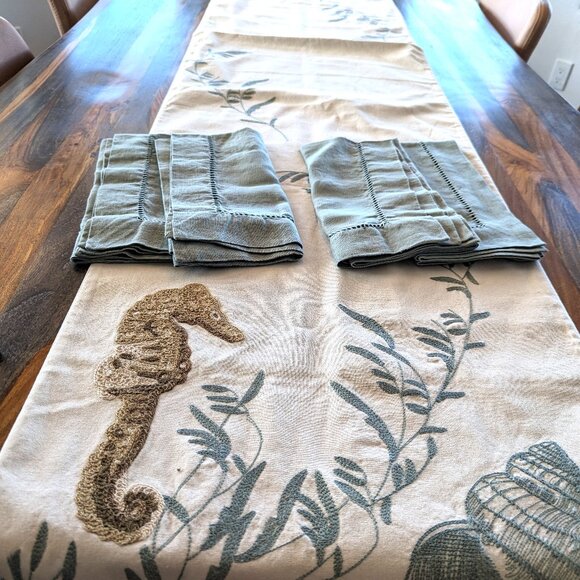 Pottery Barn | Dining | Pottery Barn Seahorse And Seashell Runner And ...